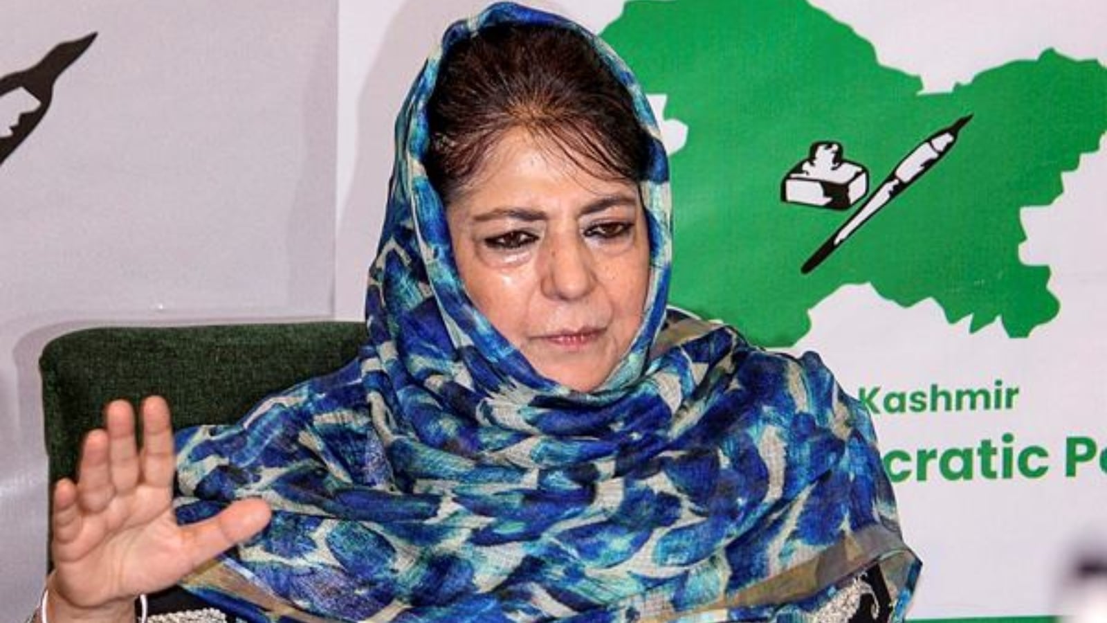 Citing casualties in border towns, Mehbooba, Mirwaiz urge restraint | India News - The Indian ...