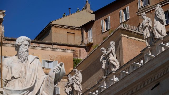 Chimney goes up as countdown begins: 10 things to know about papal ...