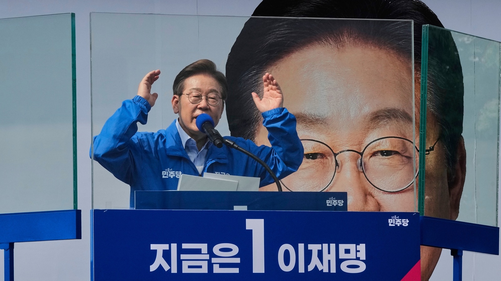 South Korea presidential candidate Lee says to restore hotline with ...