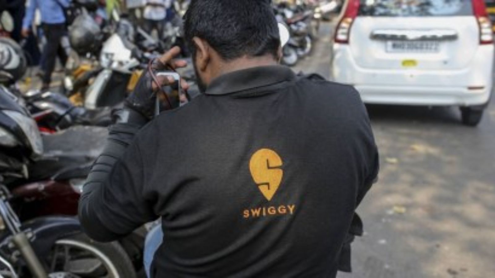 Swiggy rolls out Student Rewards Program | Here’s all you need to know