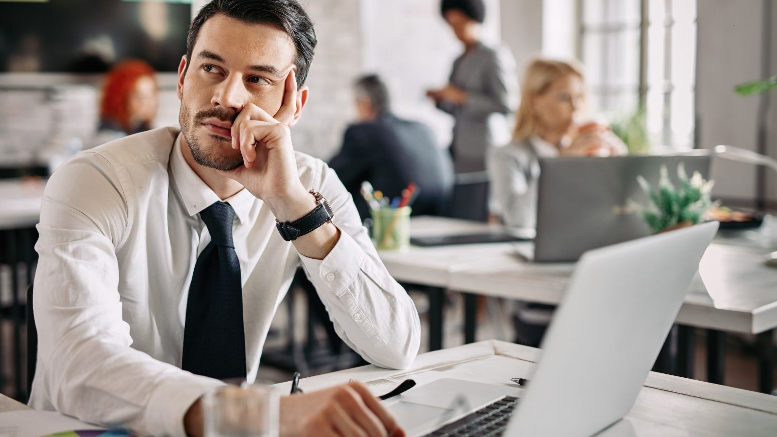 India tops global AI usage with 92% users, but job fears loom large ...