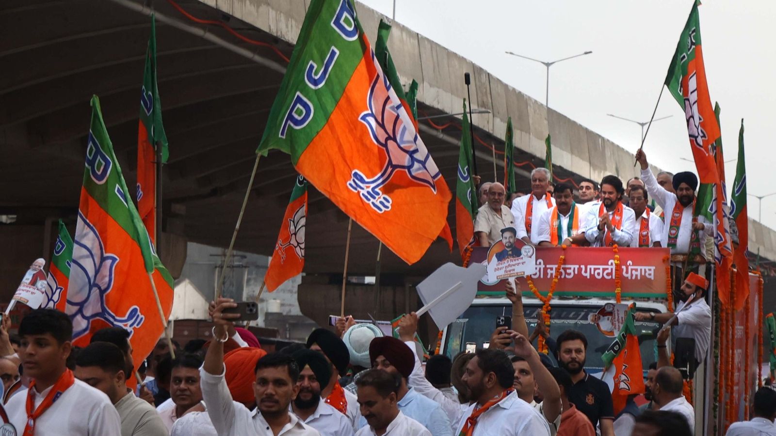Ludhiana West Assembly bypoll: As canvassing nears end, SAD & AAP steal glances at Fountain ...