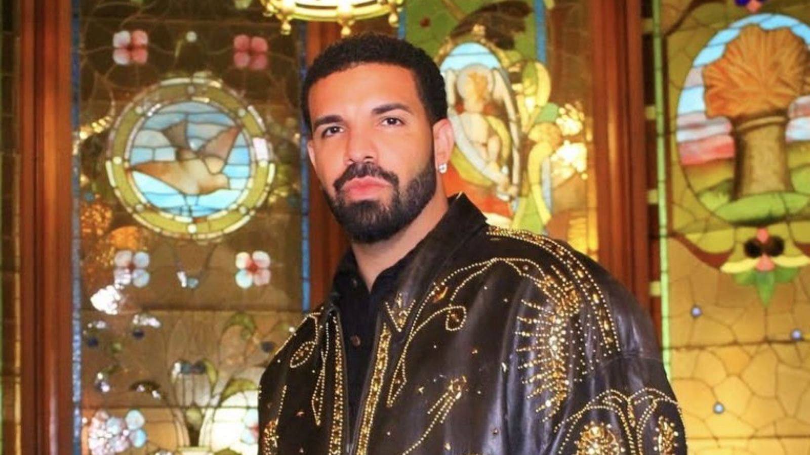 ‘Ee sala cup namde’: Drake bets Rs 6 crore on RCB ahead of IPL final ...