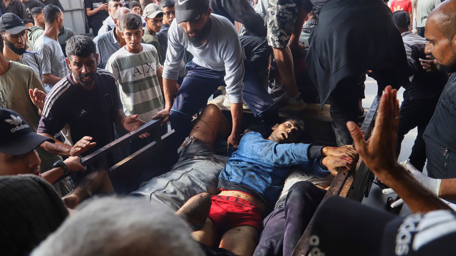 Israeli tank fire kills 51 people in Gaza crowd trying to get food ...
