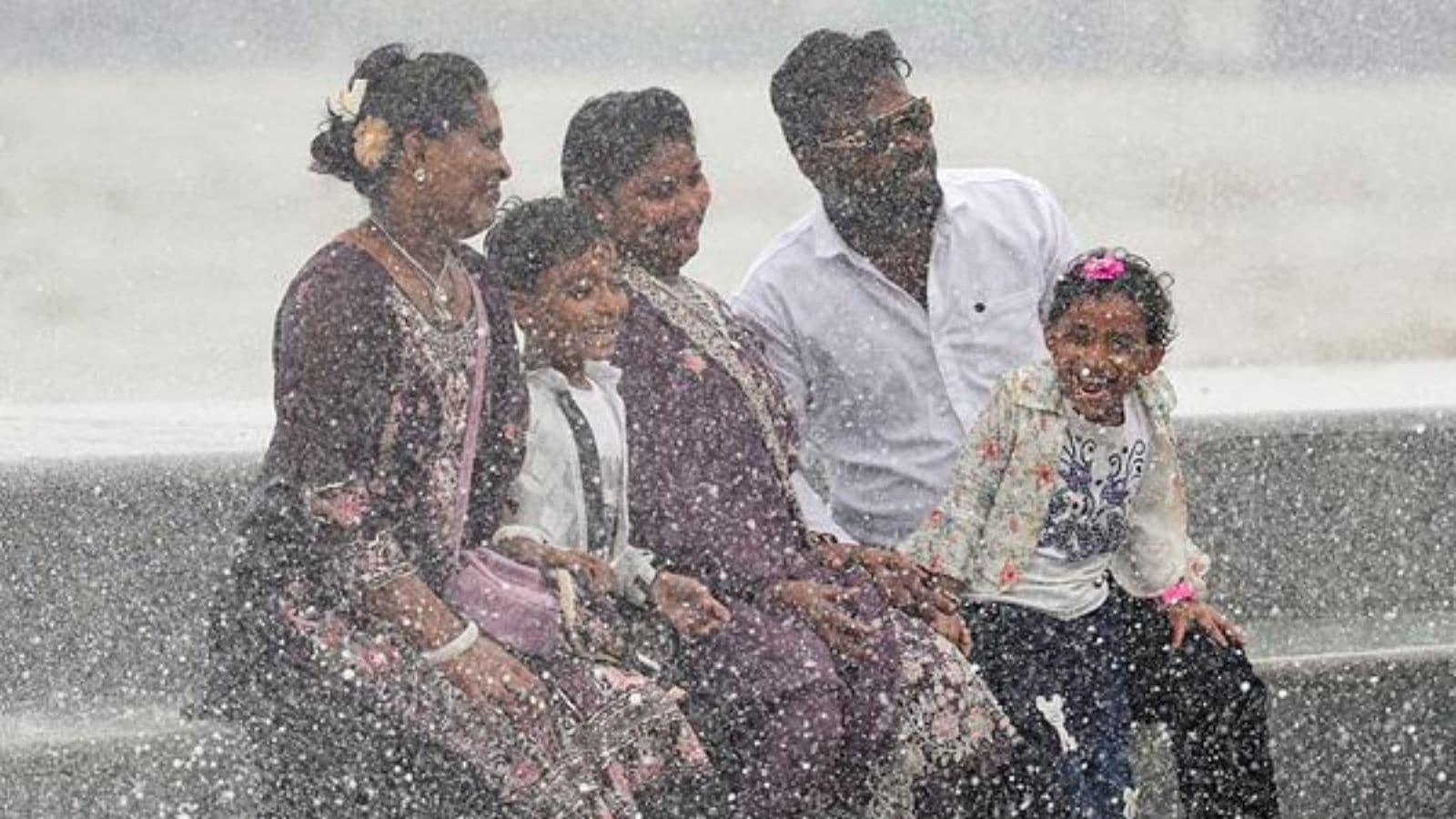 Southwest monsoon covers India, only 10th occasion marked in June since ...