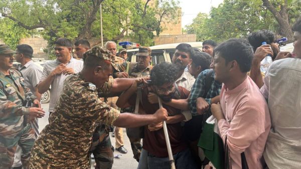 Protesters outside Israel embassy detained for several hours, FIR ...