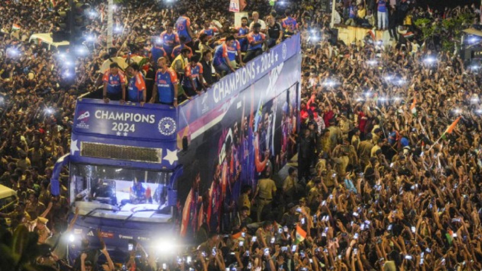 After Bangalore stampede: Why Mumbai cops thank their prep, stars for ...