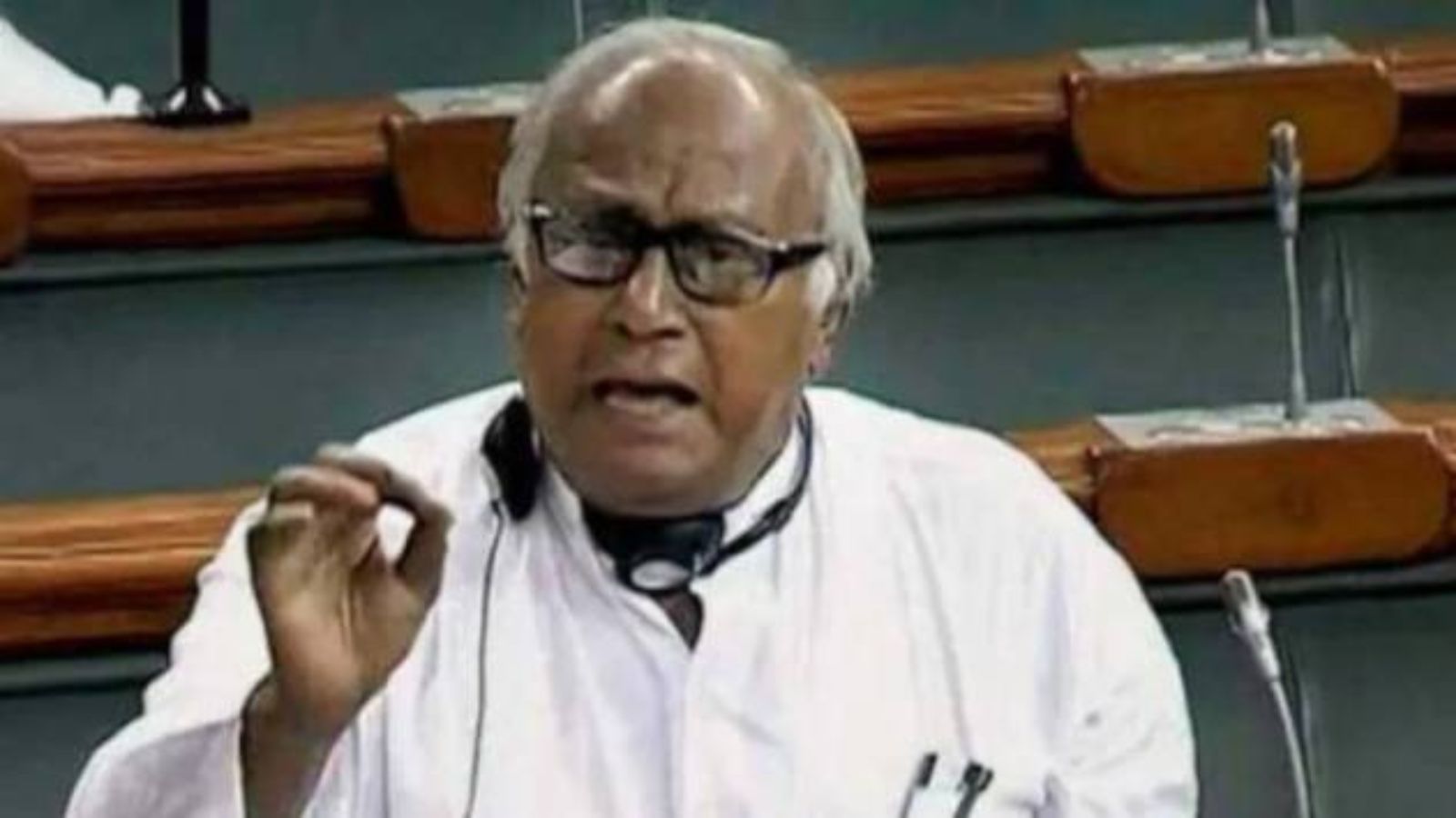 Veteran Trinamool MP Sougata Roy admitted to hospital in Kolkata ...