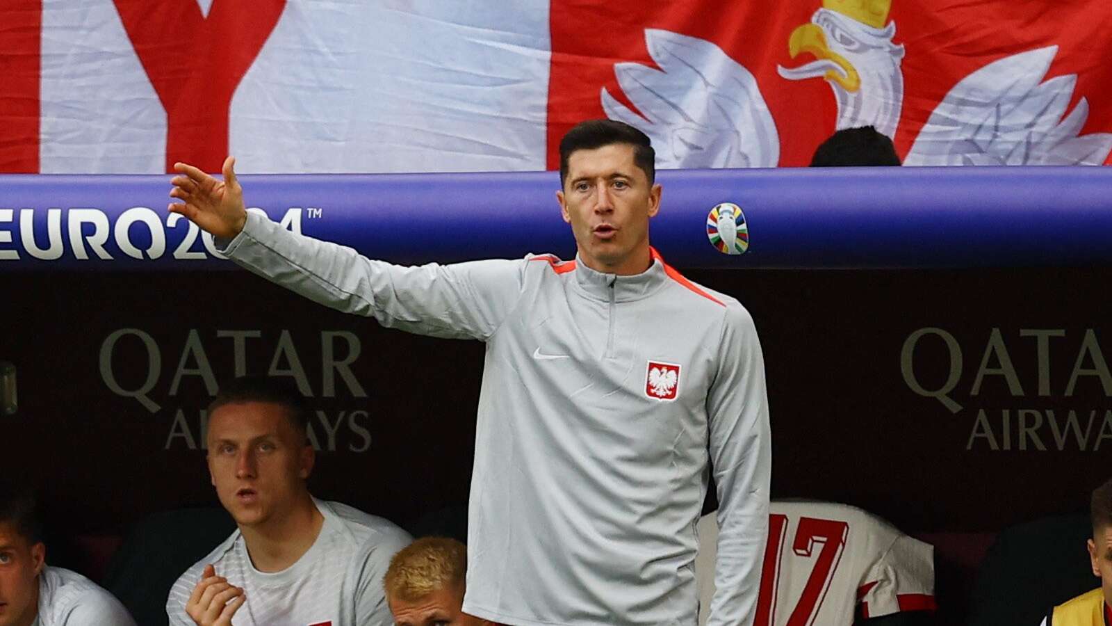 Why did Robert Lewandowski ‘lose trust’ in Poland coach Michal Probierz ...