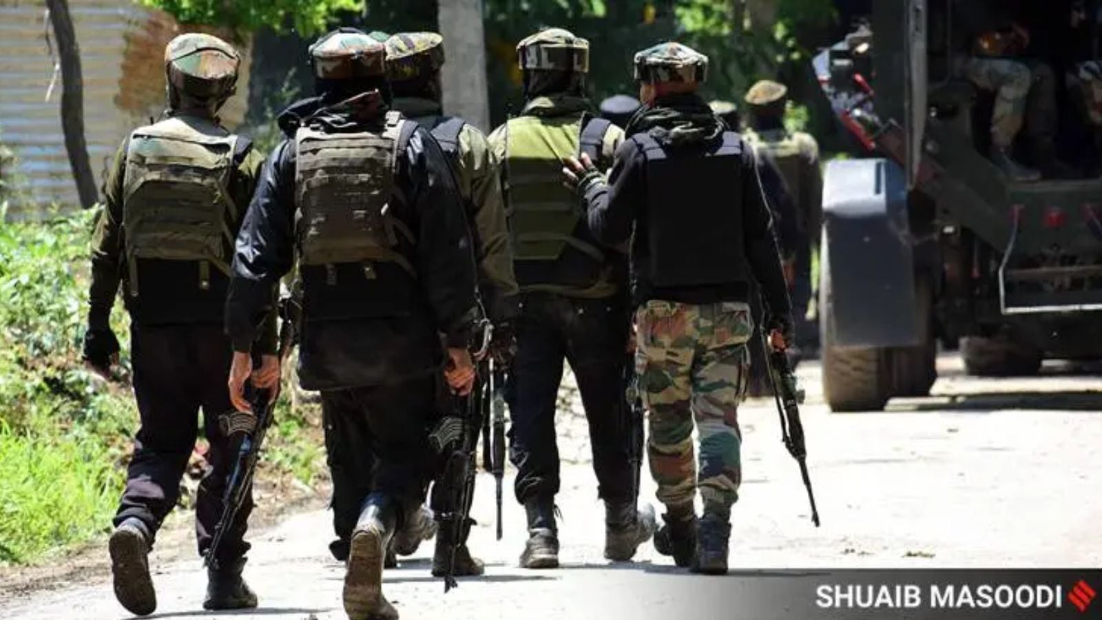 J&K: Search operation to track down 3 JeM terrorists underway, body ...