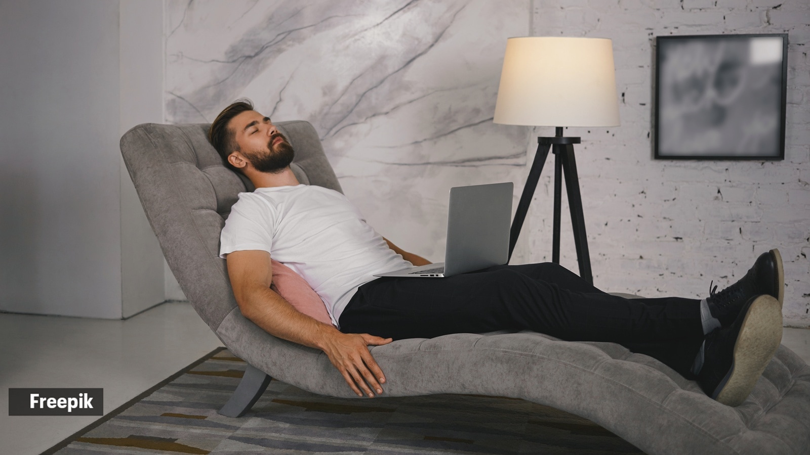 Lying down flat vs reclining on a sofa: Which position is better to ...