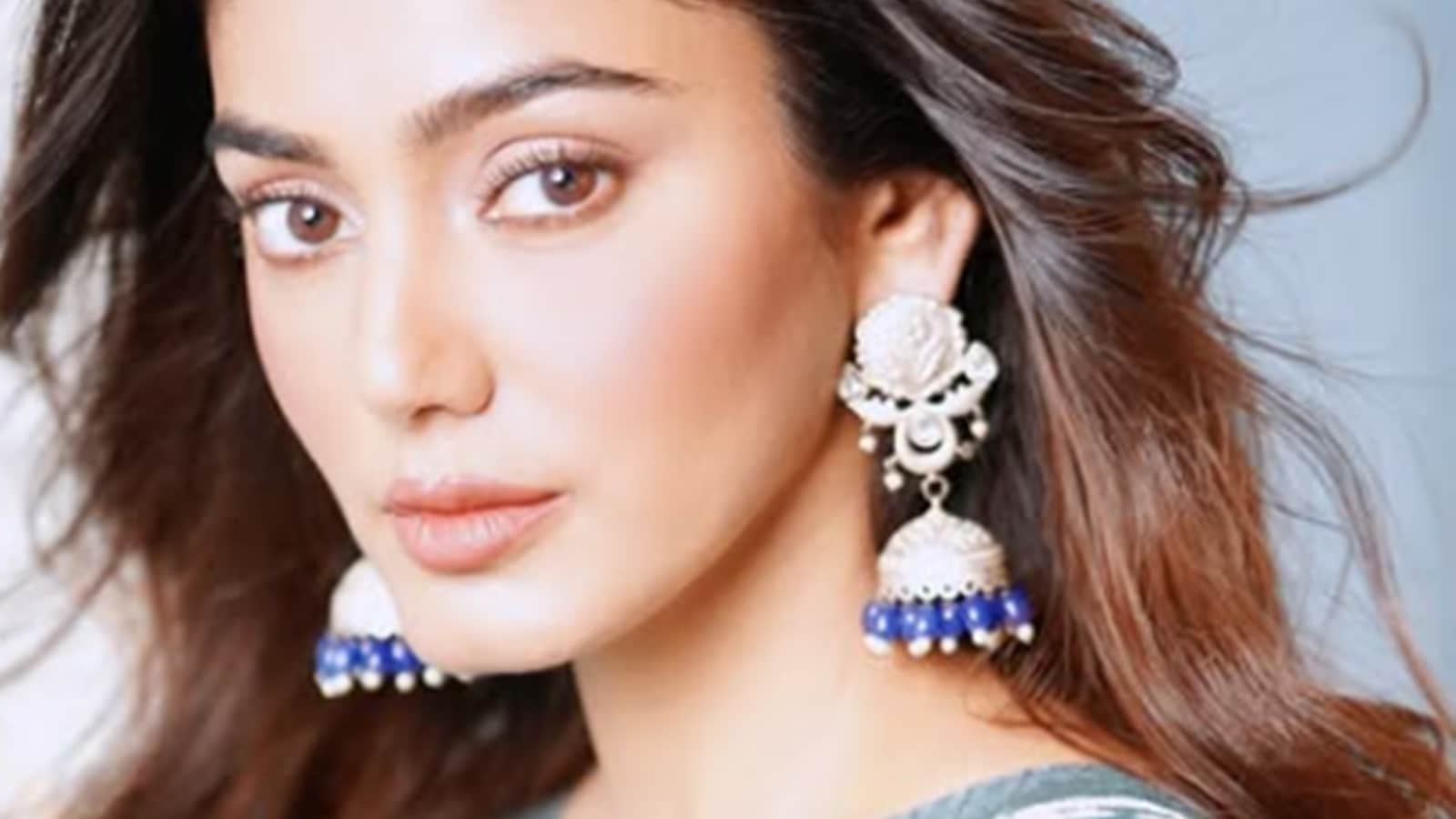 Bigg Boss OTT 3 winner Sana Makbul confirms her autoimmune hepatitis ...