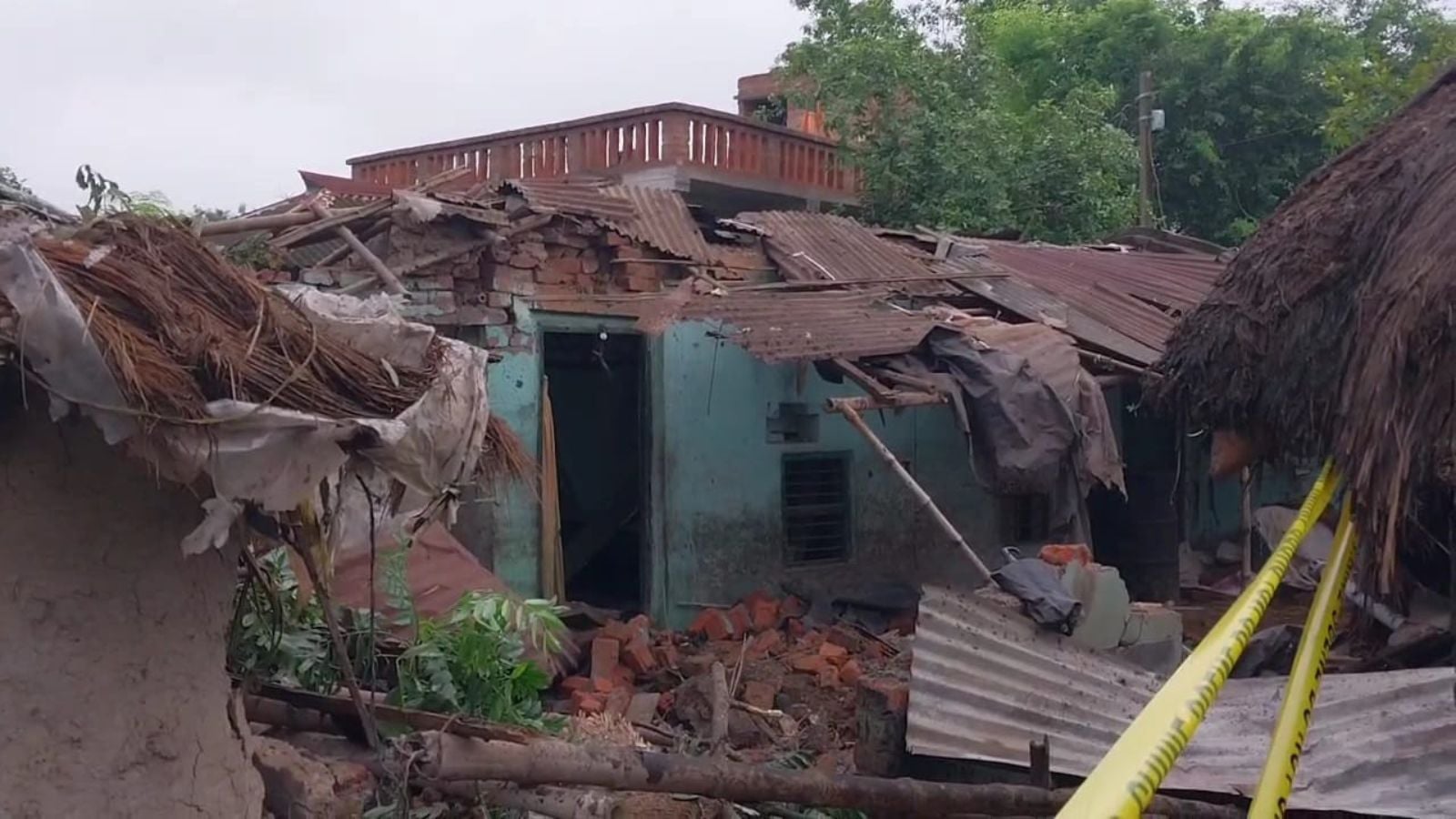 1 killed, 3 hurt in crude bomb blasts in Bengal; ‘they were planning to ...