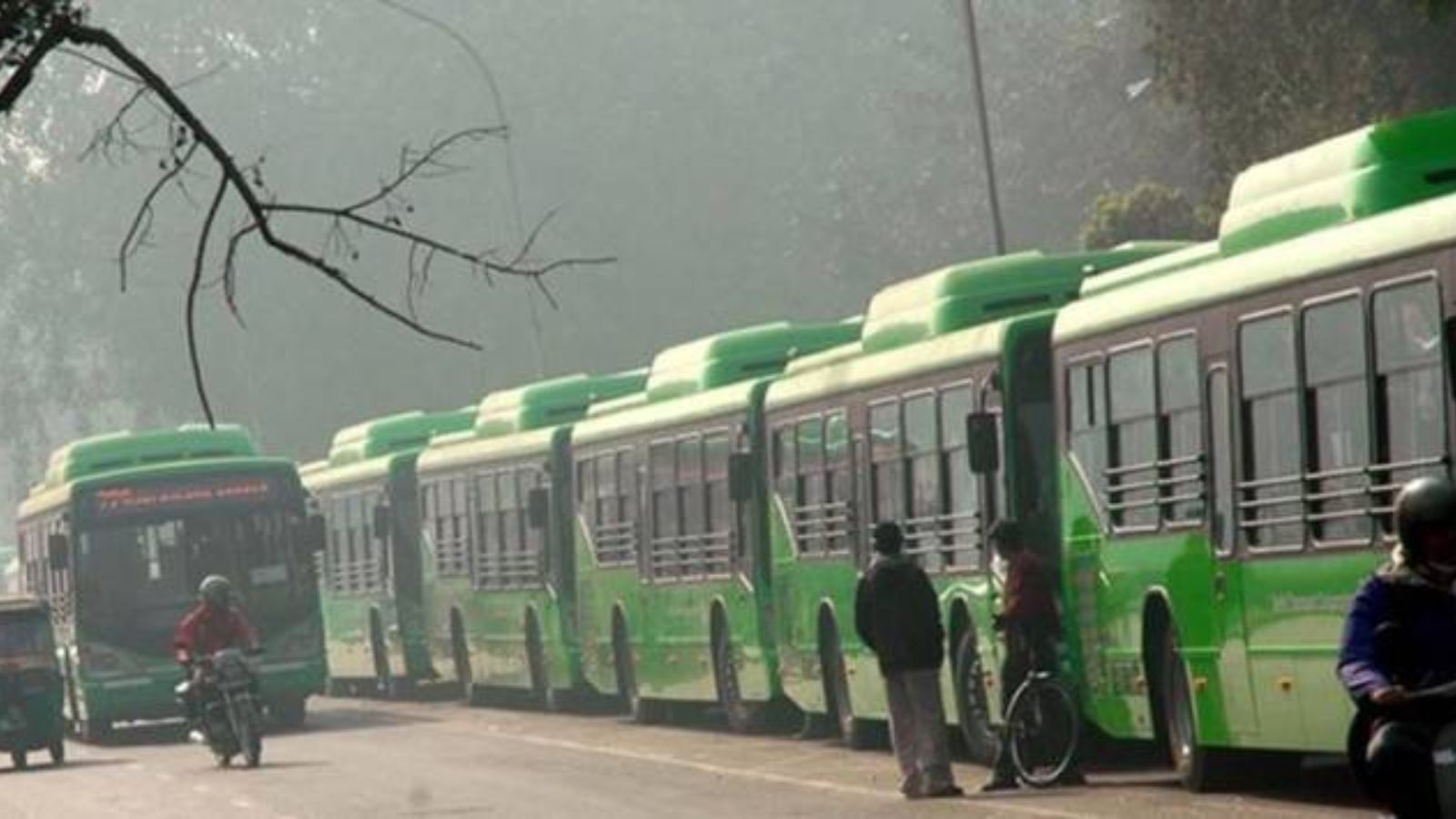 Delhi govt plans 145 new routes for DEVI buses, pilot project in Yamuna ...