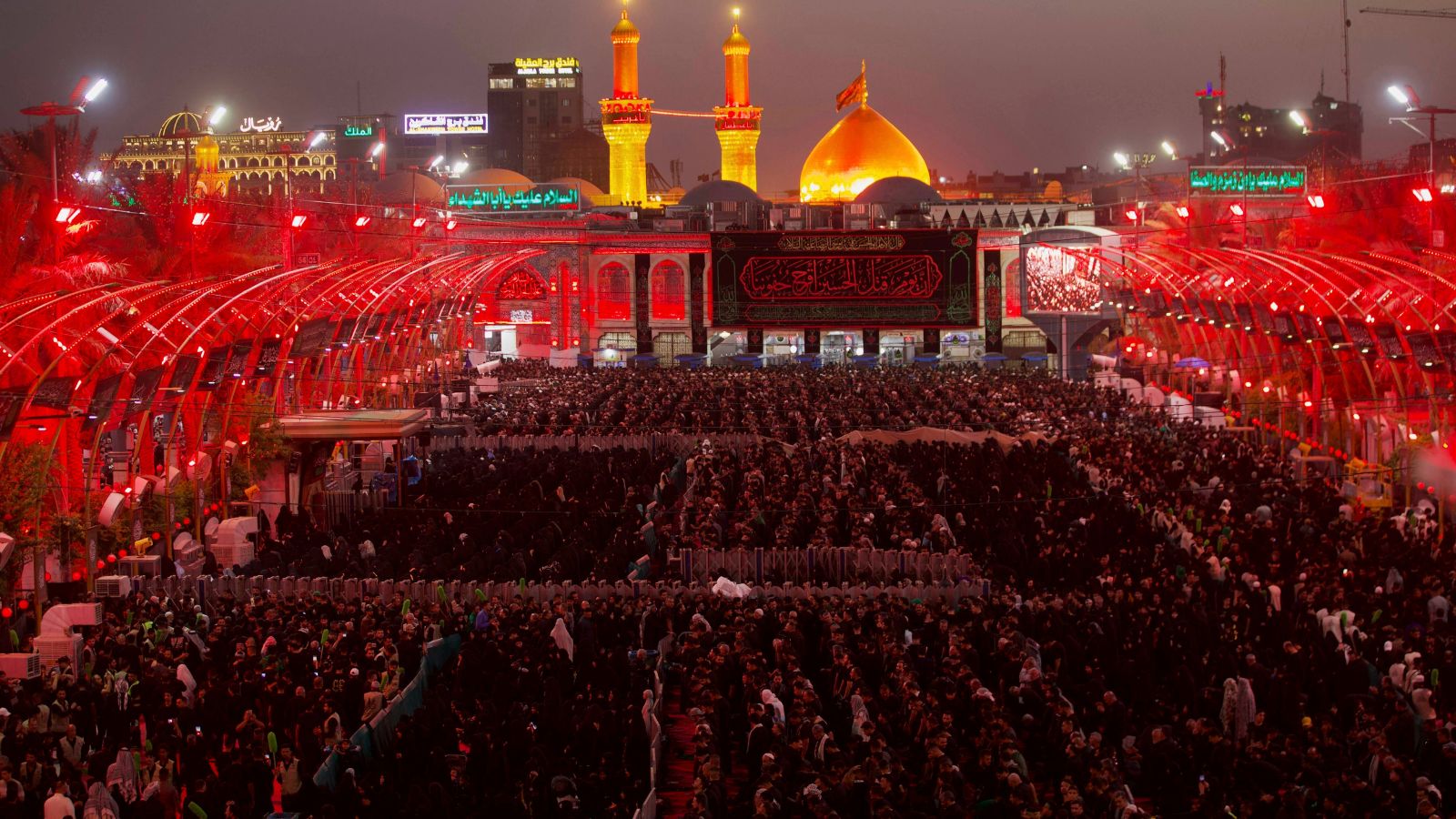 Tight security in Iraq as Shiite pilgrims gather in Karbala for Ashoura ...
