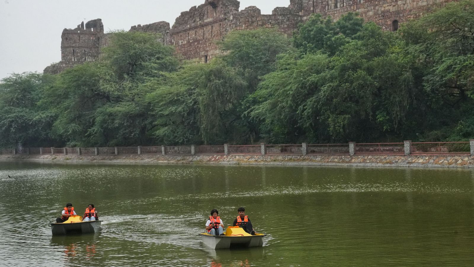 After a 10-year hiatus, Purana Qila’s popular boat ride makes a ...