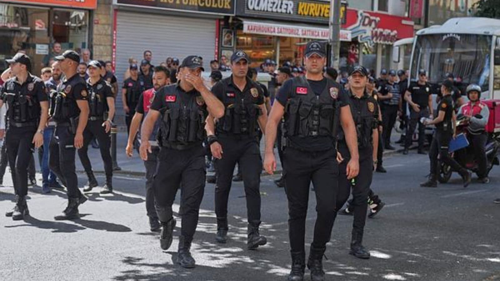 Turkish Police Detain Magazine Staff Over Prophet Mohammed Cartoon