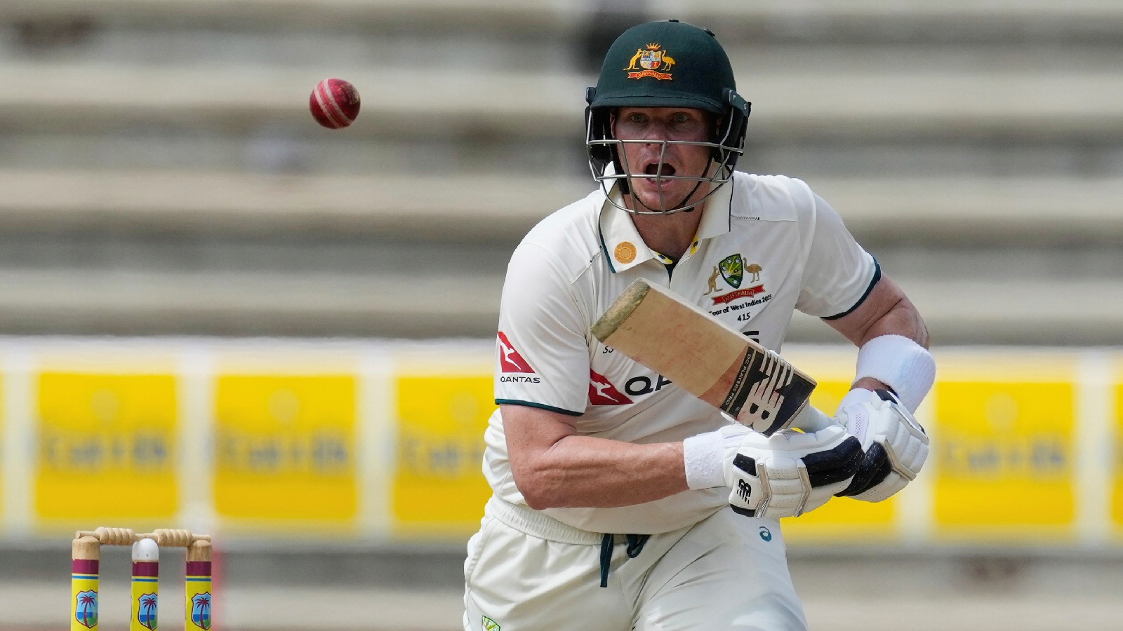 WI vs AUS: Steve Smith cops blow on dislocated finger, but says nothing ...