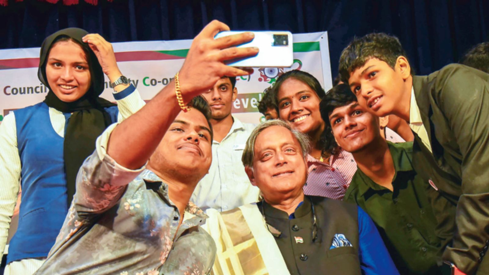‘I stand my ground… nation comes first’: Shashi Tharoor amid ...