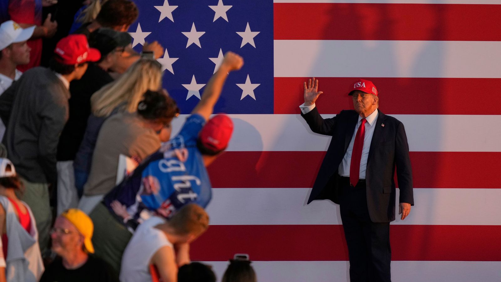 Trump kicks off America’s Independence Day celebration with Iowa rally ...