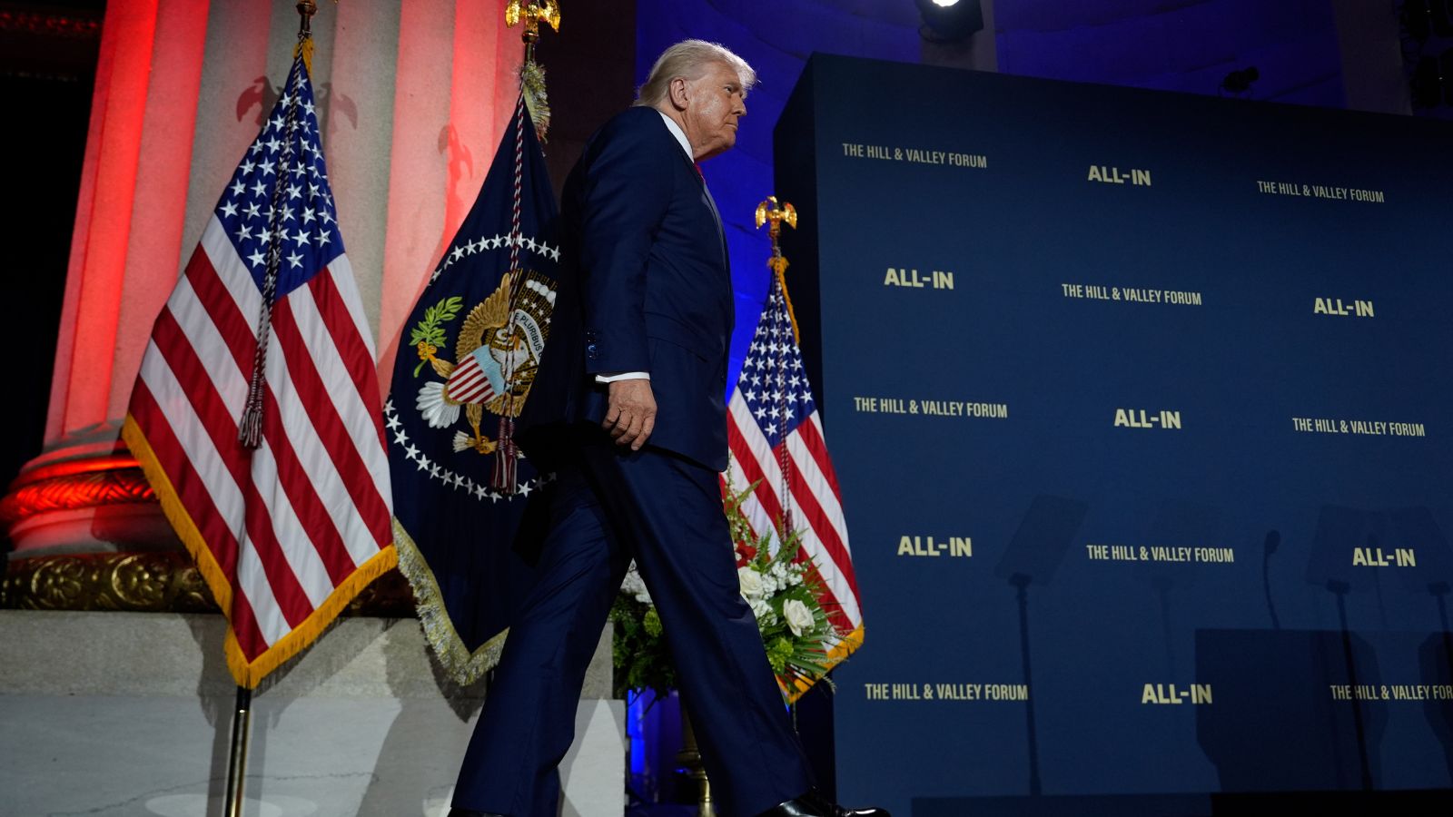 Trump to visit Fed on Thursday, ramping up pressure on Powell | World ...