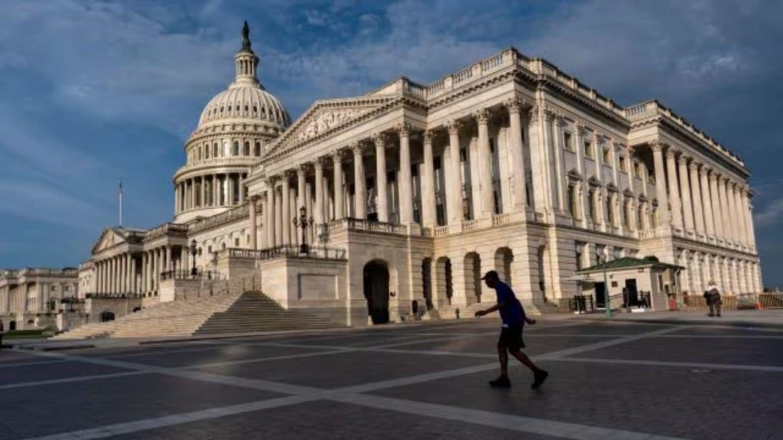 Senate panel approves $500 million aid for Ukraine in defence bill ...