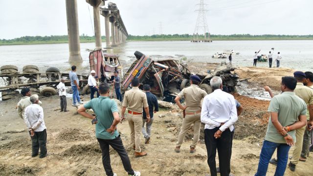 Inspection underway, bridges under scanner in city of bridges, Surat ...