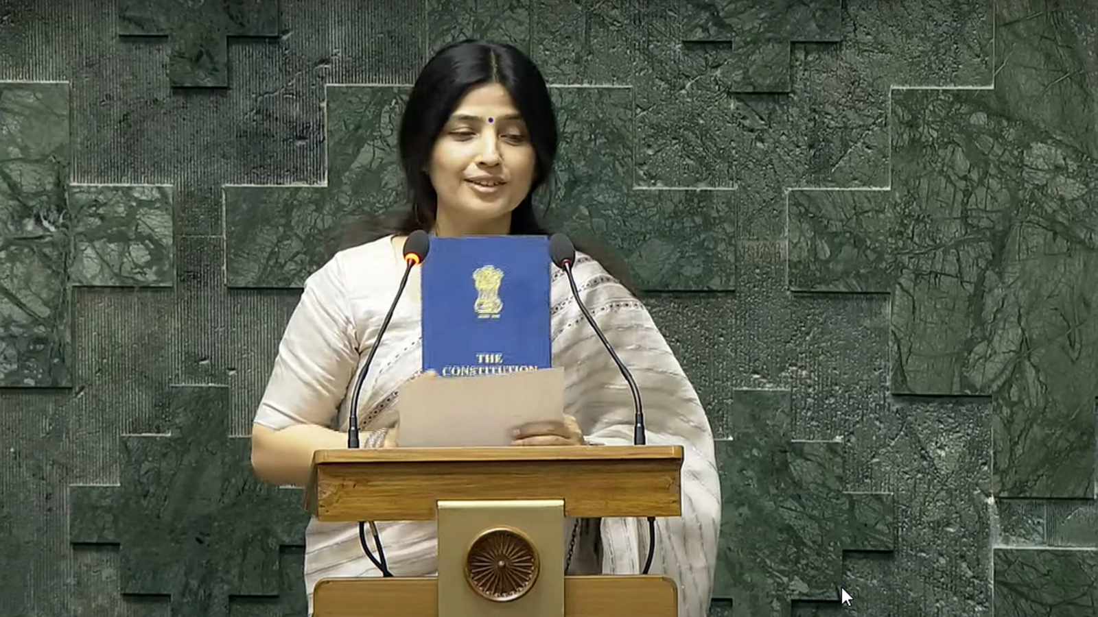 IndiGo flight with MP Dimple Yadav aborts take-off at Lucknow airport ...