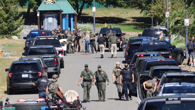 Firefighters with 70 years of combined experience killed by suspect who ...