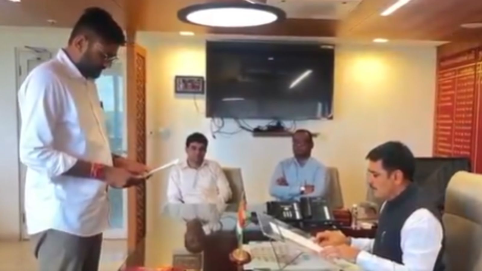 Gopal Italia takes oath as MLA, says state govt should step down ...