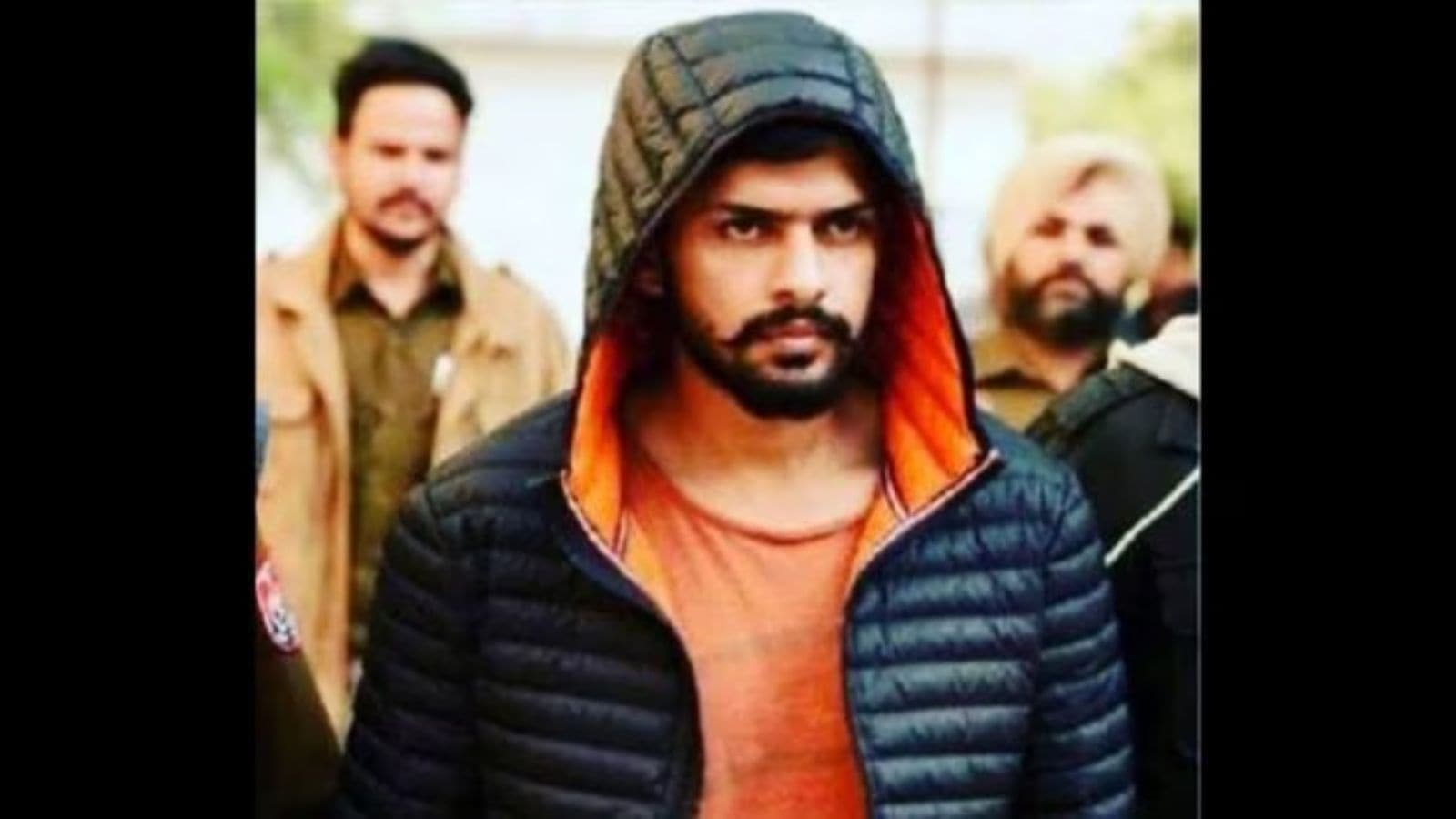 Lawrence Bishnoi gang member accused of many crimes shot dead ...