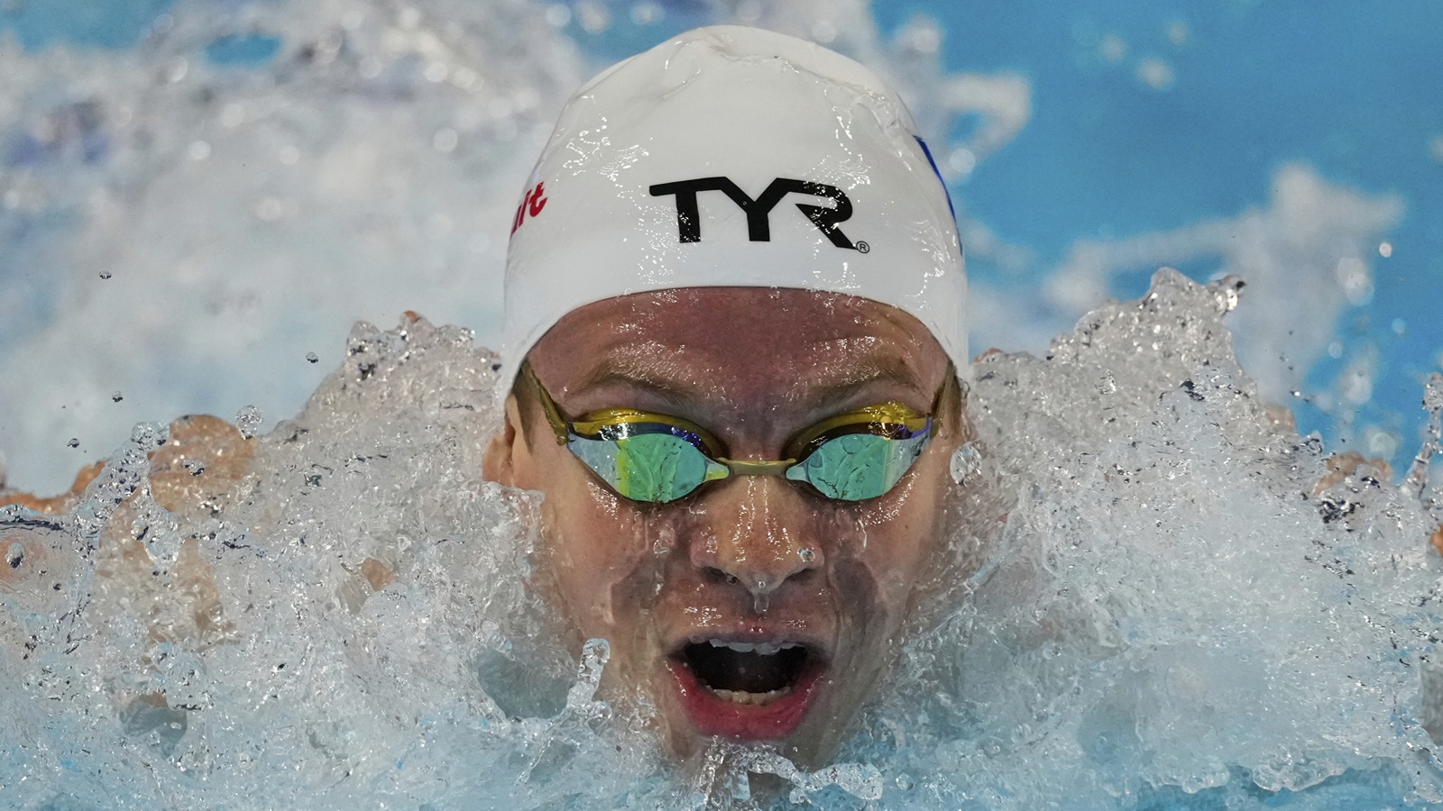 WATCH: Leon Marchand smashes Ryan Lochte’s 14-year-old 200m individual ...