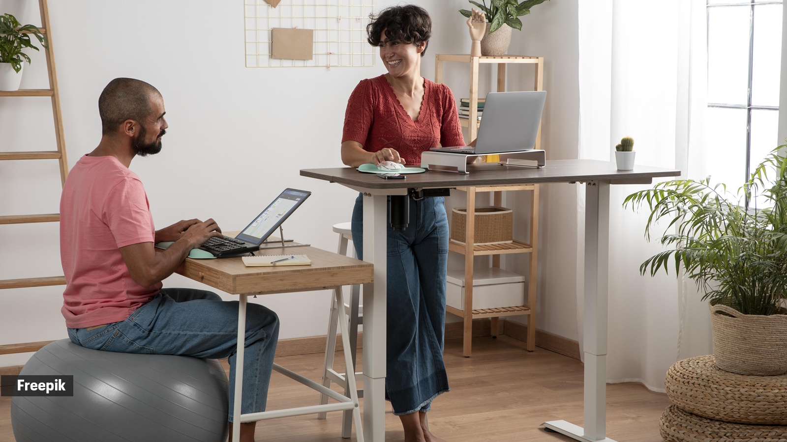 Standing desk vs sitting desk: Which can help regulate blood sugar ...