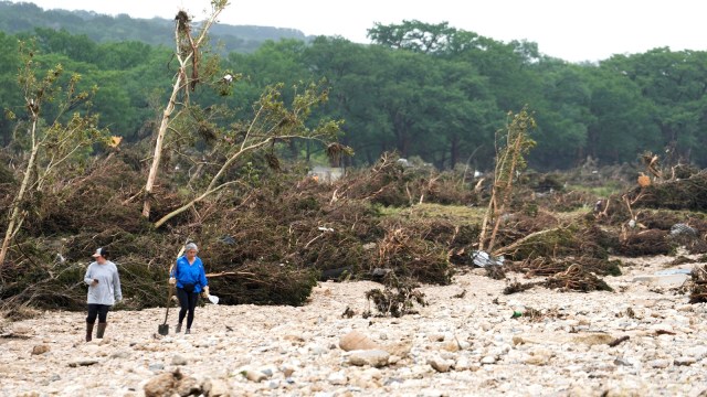 Death toll in Texas flash flood reaches 82, search for survivors ...