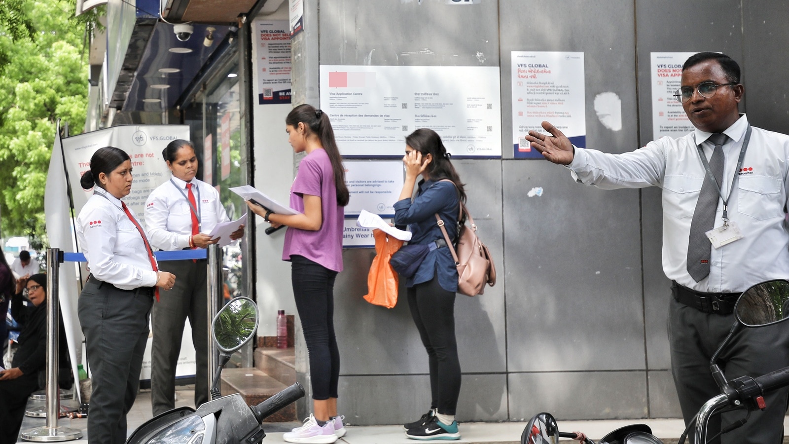 US to scrap ‘Dropbox’ visa renewals from September 2: What this means ...