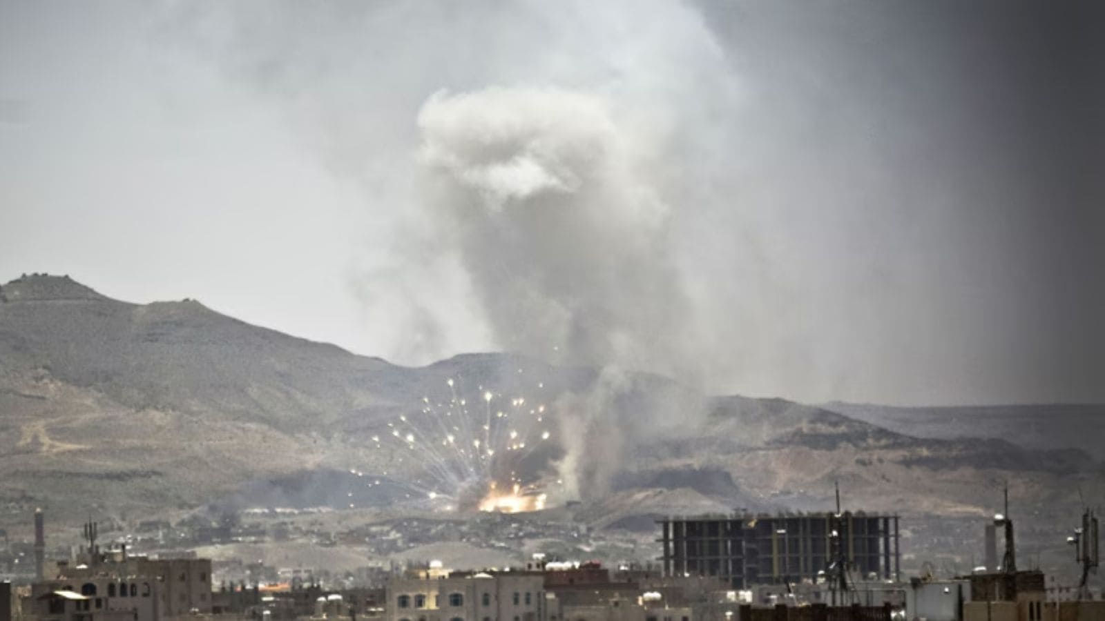 Israel strikes Yemen capital after Houthi attack; Presidential palace ...