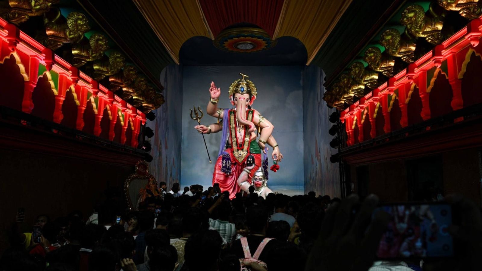 Police parade duo held for ‘hurling eggs’ at Ganesha procession in ...