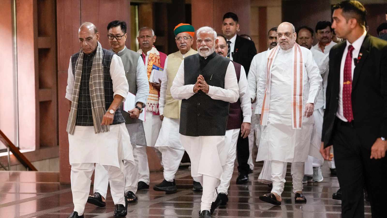 ‘Why stop those digging their own graves?’: PM Modi to NDA MPs on ...