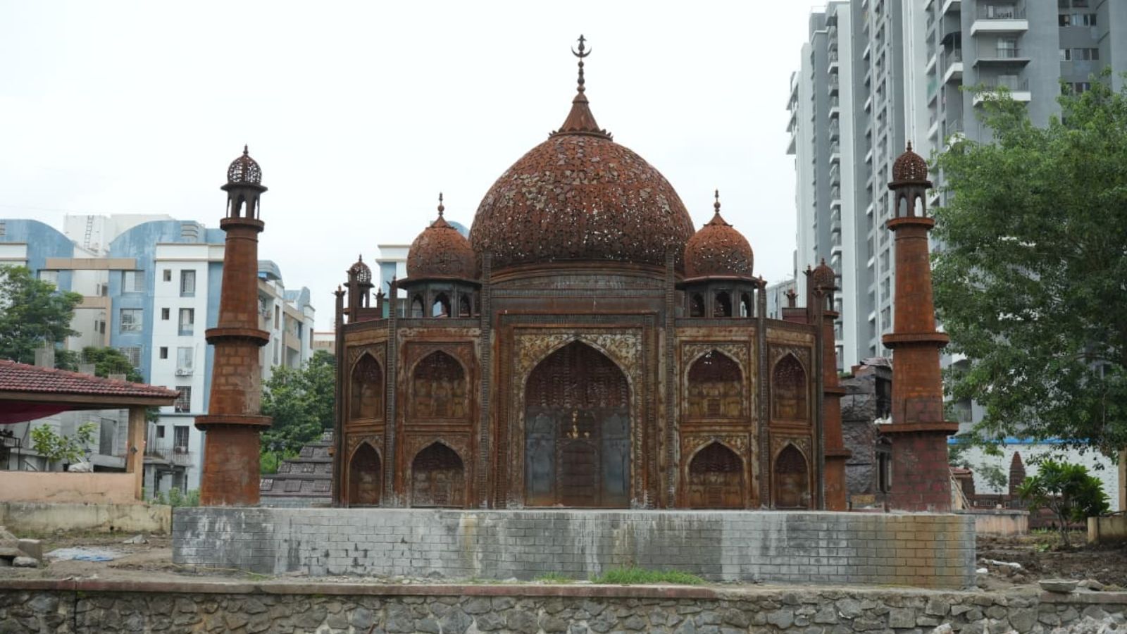 Historic monuments take shape from waste at Pimpri Chinchwad’s ‘Waste ...