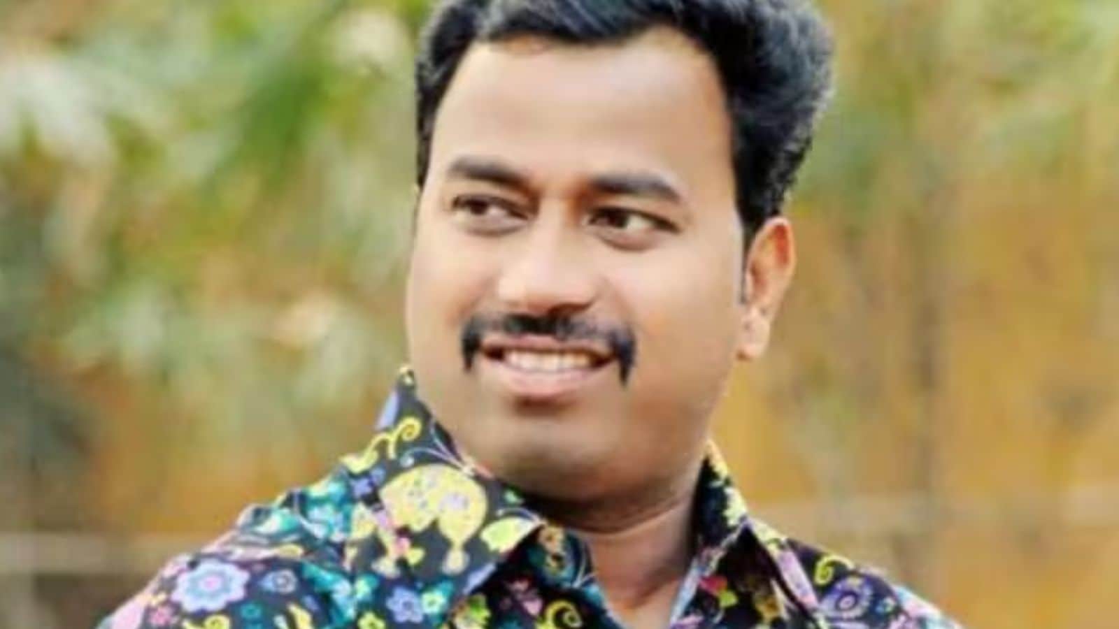 Released from jail on parole, Ayush Komkar’s father attends his funeral three days after murder ...