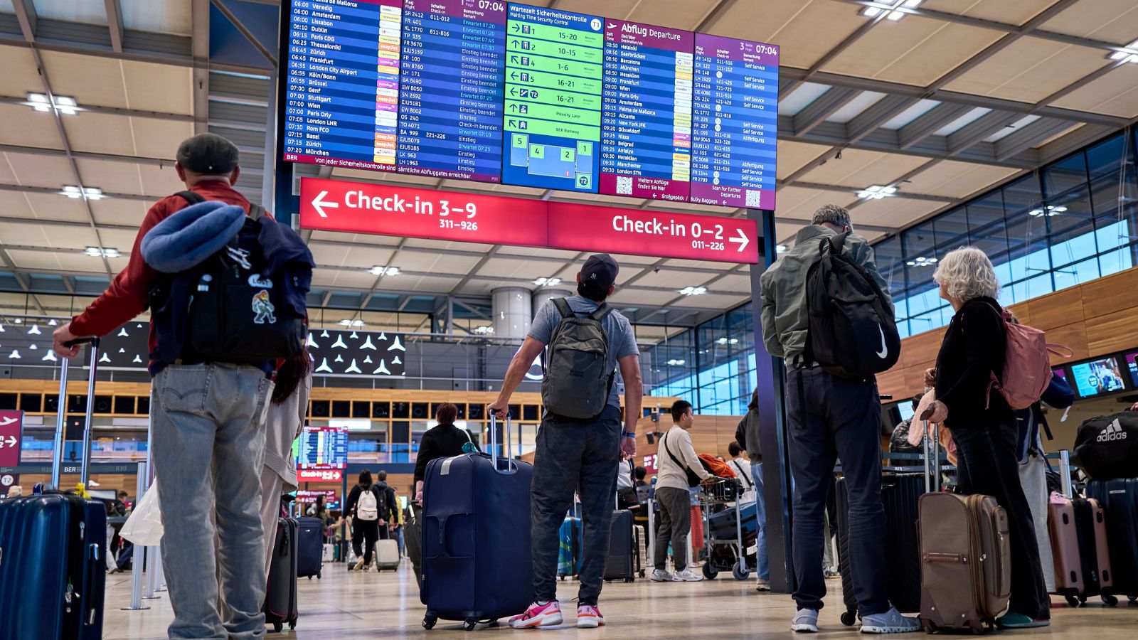 Berlin airport operations still disrupted as marathon runners try to head home | World News ...