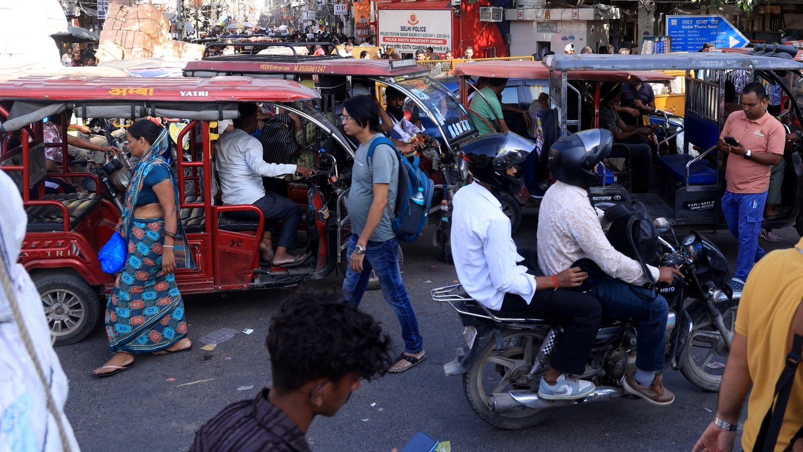 Jumping signals, carrying extra passengers: Why Delhi’s e-rickshaw ...
