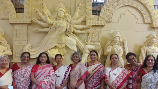 Eco-friendly pandals, traditional Bengali delicacies: Pune gears up for ...