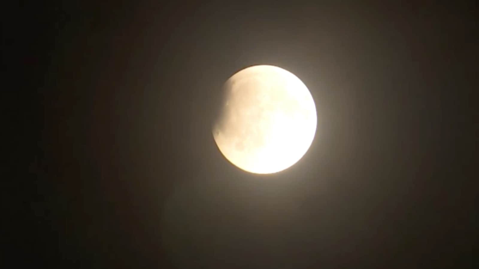 Lunar Eclipse Time Live, Chandra Grahan 07 September 2025 Time in India ...