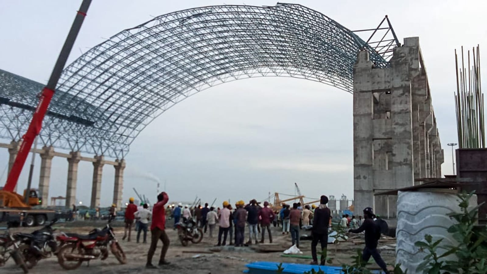 9 migrant workers killed after scaffolding collapses at power plant construction site in Chennai ...