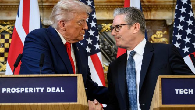 Starmer, Trump hail renewal of ‘special relationship’, skirt difficult ...