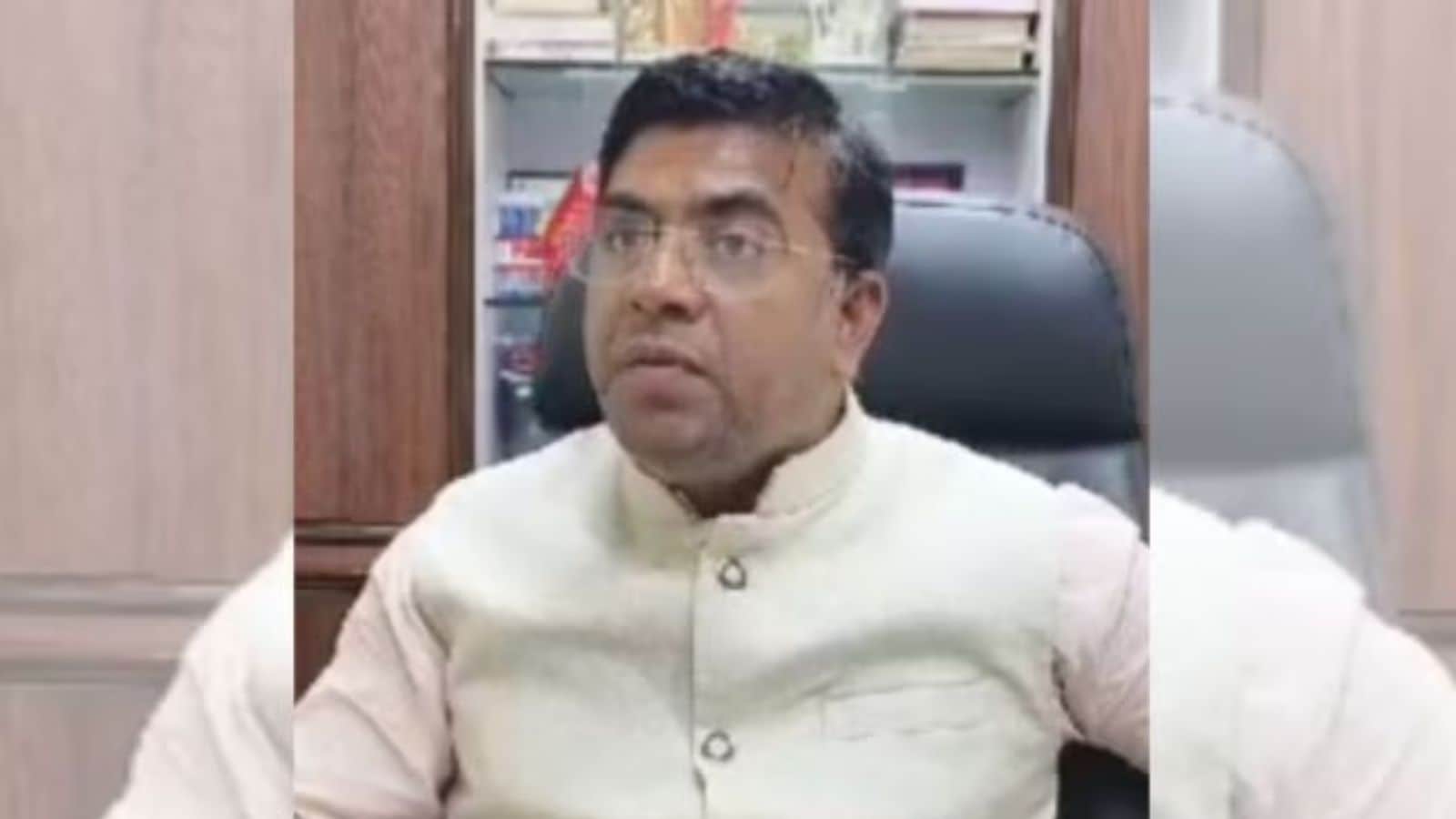 FIR filed for his remarks on officers of UP and Bihar, Union Territory’s independent MP alleges ...