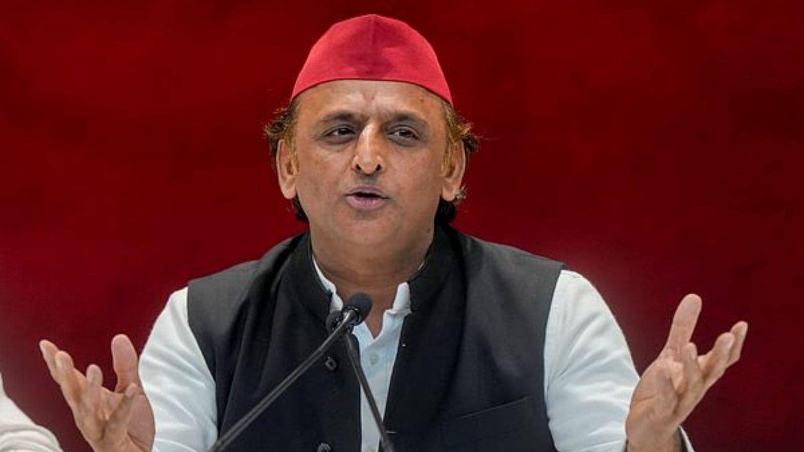 Akhilesh holds meetings, SP seeks to plug the gaps ahead of SIR in ...