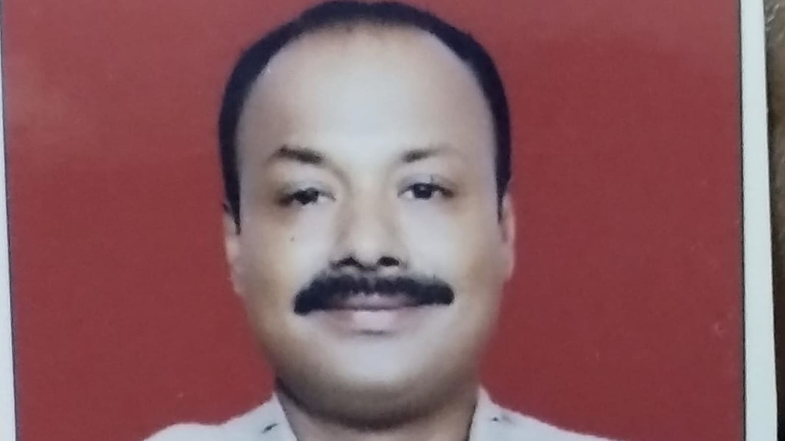 ‘Told him to be careful, not go too deep’: Delhi cop takes a dip in ...