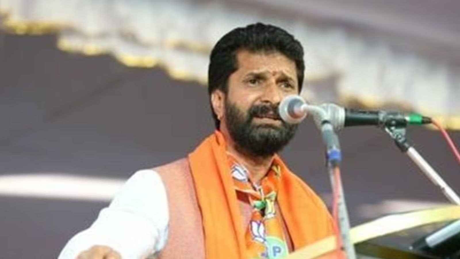 Karnataka BJP MLC C T Ravi booked for hate speech during Ganesha idol ...